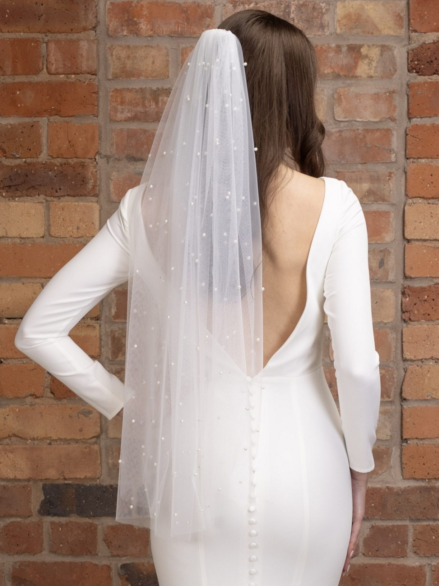 Perfect Bridal Ivory Single Tier Cut Edge Scattered Pearl Veil
